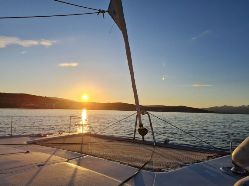 Tromso: Sightseeing Cruise by Catamaran with Snacks & Drinks - Who Will Love This Cruise?