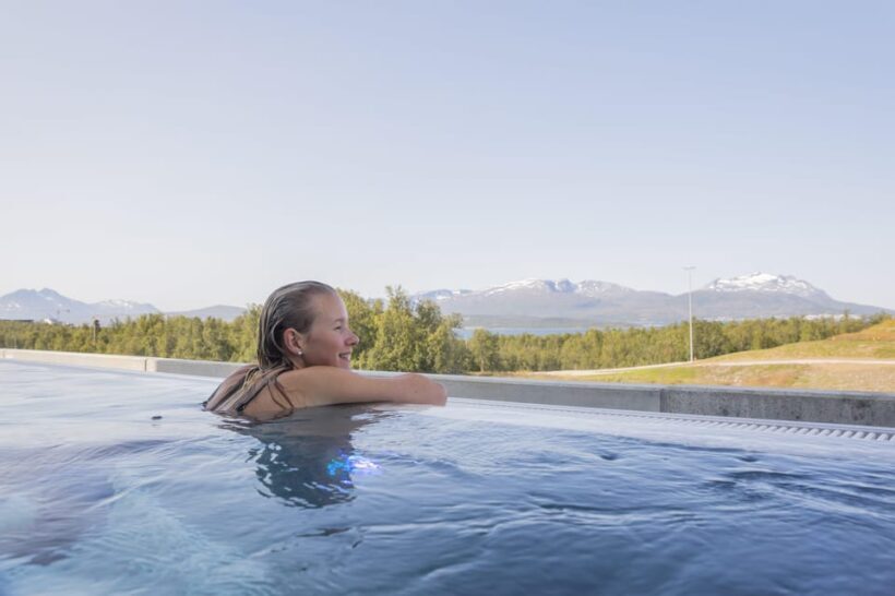 Tromsø: Spa/Pool with Bath, Sauna and Outdoor Heated Pool - The Sum Up