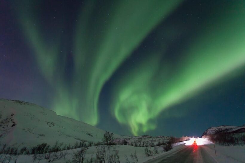 Tromsø:Northern light tour with mini bus i Tromsø - An In-Depth Look at the Tromsø Northern Lights Tour