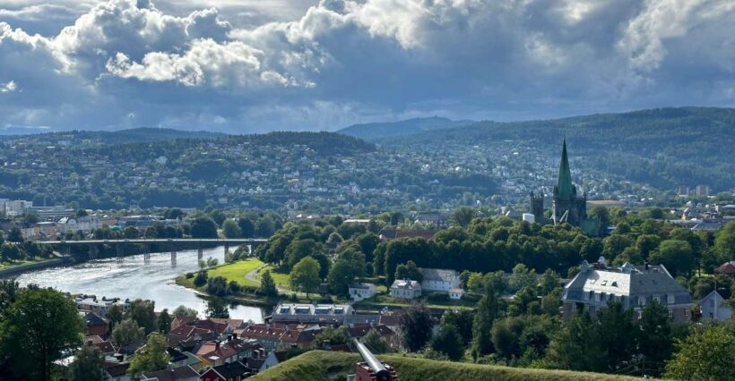 Trondheim: Audio Guide Panorama Bustour - Key Points