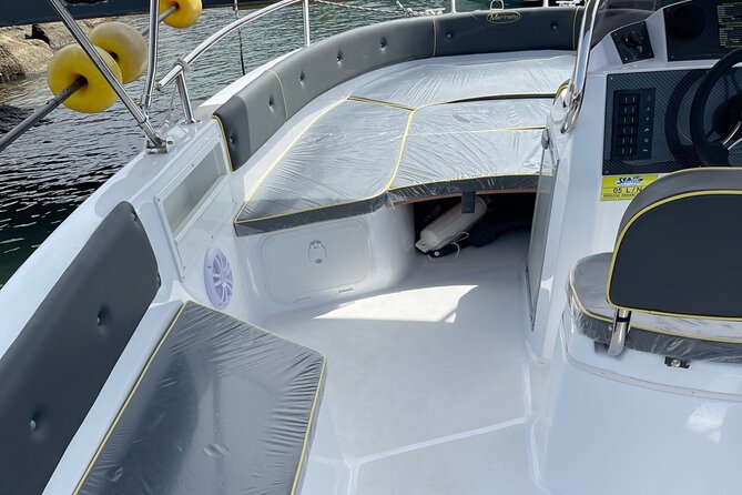 Tropea Boat Rental Review: Unforgettable Experience - Accessibility and Suitability