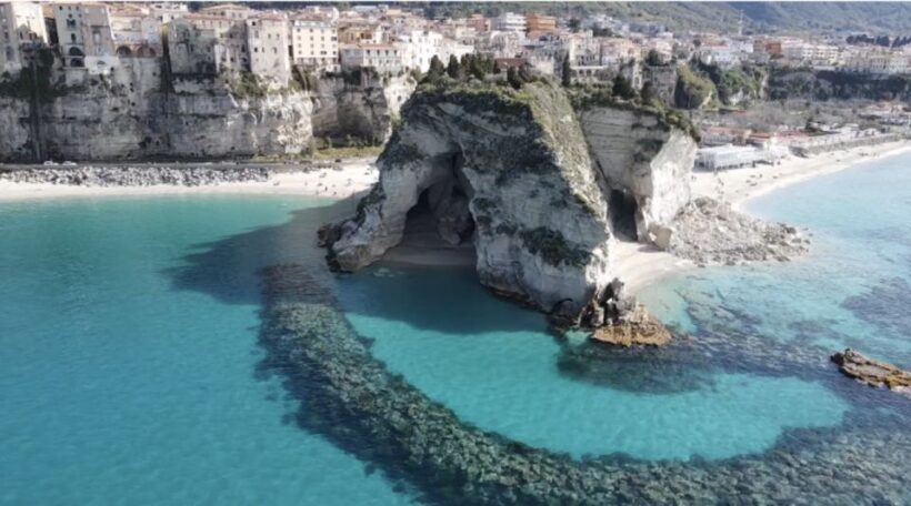Tropea: tour in barca al tramonto con aperitivo - A Closer Look at the Experience