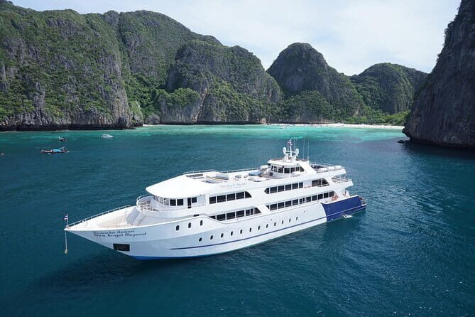 Tropical Treasures of Phi Phi Island by Cruise - An In-Depth Look at the Tropical Treasures of Phi Phi Island Tour