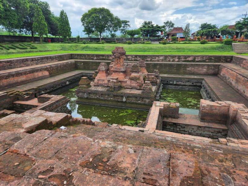 Trowulan Tour Ruin of Majapahit Kingdom - Why This Tour Works Well for You