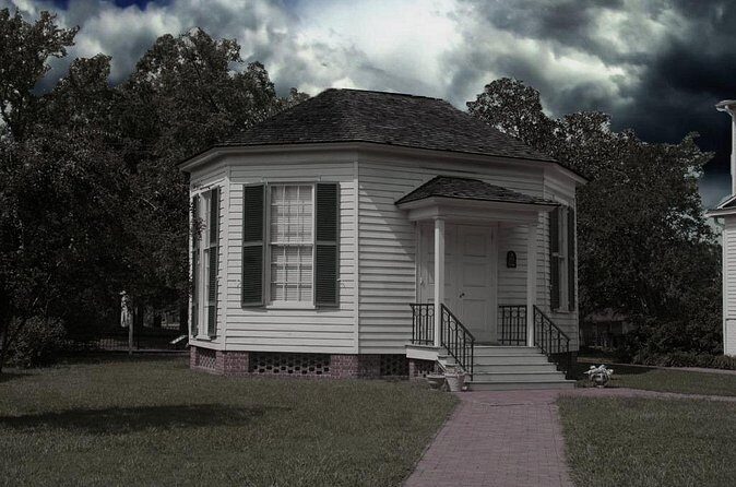 True Crime Tour of Fayetteville - FAQ