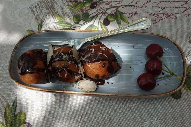 Truffle Hunting Adventure - Tasting Truffle-Infused Dishes