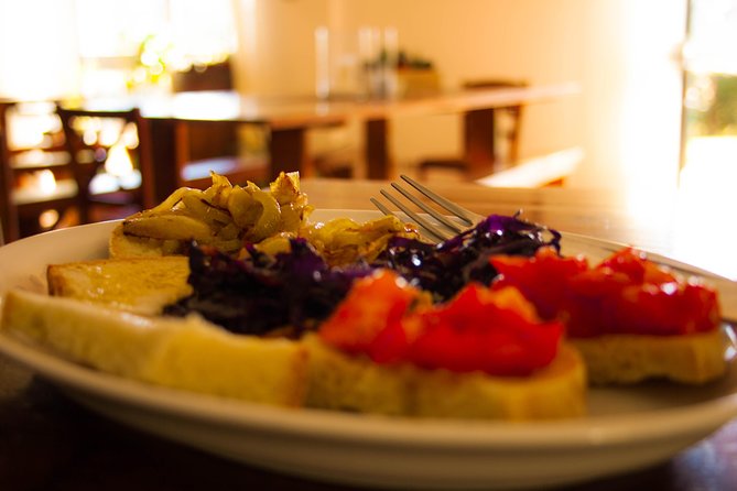 Truffle Hunting and Cooking Class - Truffle Hunting