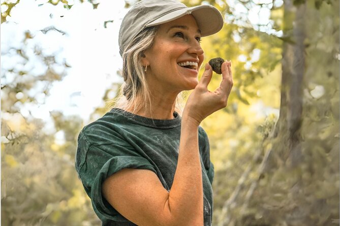 Truffle Hunting in San Gimignano - The Practical Side: Learning and Tasting