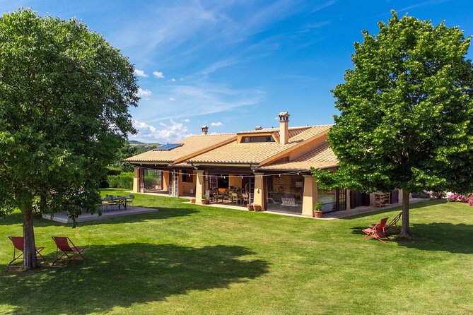 Truffle Hunting, Lunch & Cooking Class in Romes Countryside - Traditional Truffle-Infused Lunch and Local Wine