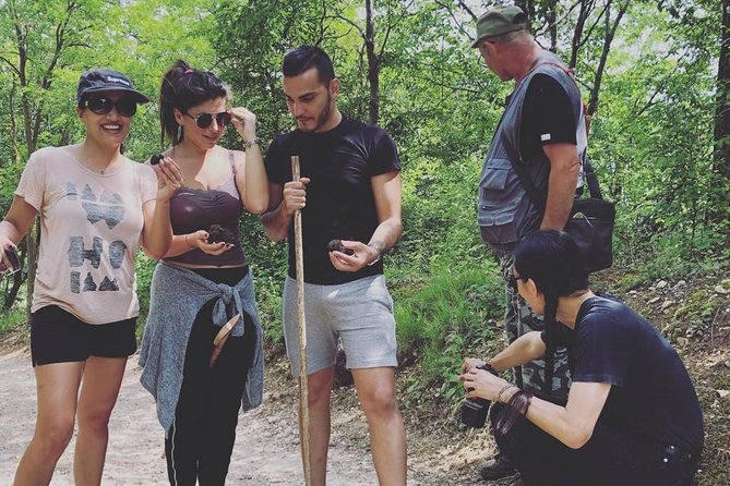 Truffle Hunting With Wine Tasting - Booking and Cancellation Policy