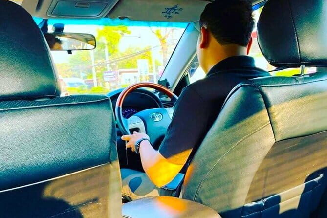Try find your better than us! Airport transfer service in Denpasar APT-HTL(DPS) - An In-Depth Look at Your Airport Transfer Experience