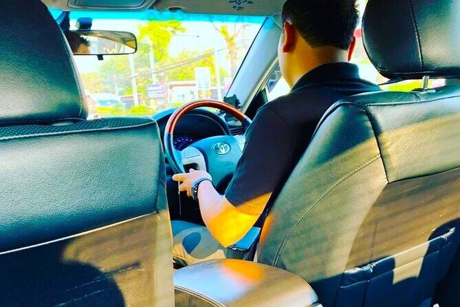 Try find your better than us ! Airport transfer service in Jakarta APT-HTL (CGK) - Who Should Consider It?