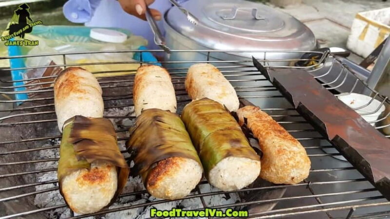 Try The Delicous Food With A Local Tour Guide By Car/Scooter - Exploring the Food Stops