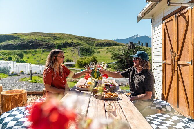 TSS Earnslaw Cruise & Walter Peak Garden to Table in Queenstown - The Cruise on TSS Earnslaw