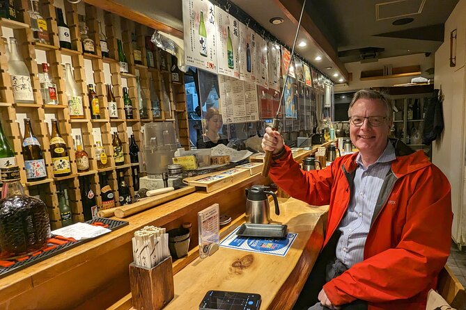 Tsukiji Fish Market Tour & Buy Fish to Eat at Hidden Home Kitchen - Exploring the Tsukiji Fish Market