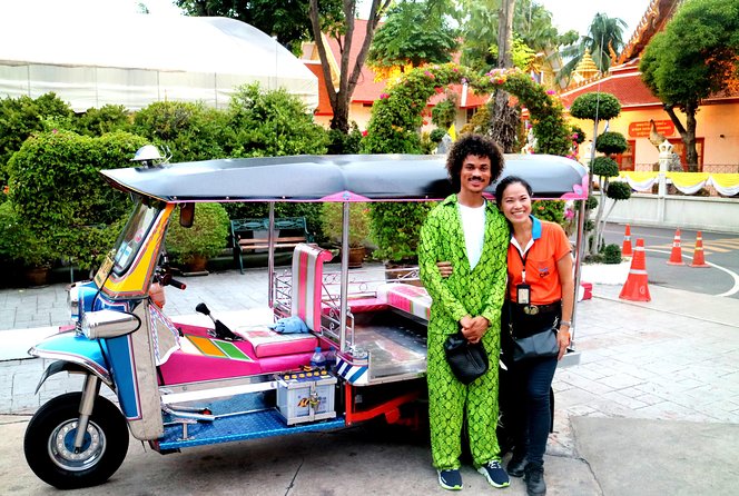 Tuk Tuk Bangkok Private Tour: WW2 Pad Thai, 360-Viewpoint, Chinatown (Pickup) - Who Should Consider This Tour?