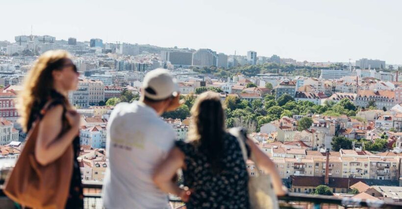 Tuk Tuk Lisbon: 3H00 Lisbon Charms - The Practicalities: What to Expect