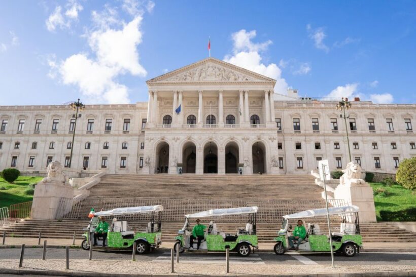 Tuk Tuk Lisbon: Lisbon Iconic Highlights 1.5-Hour - Introduction