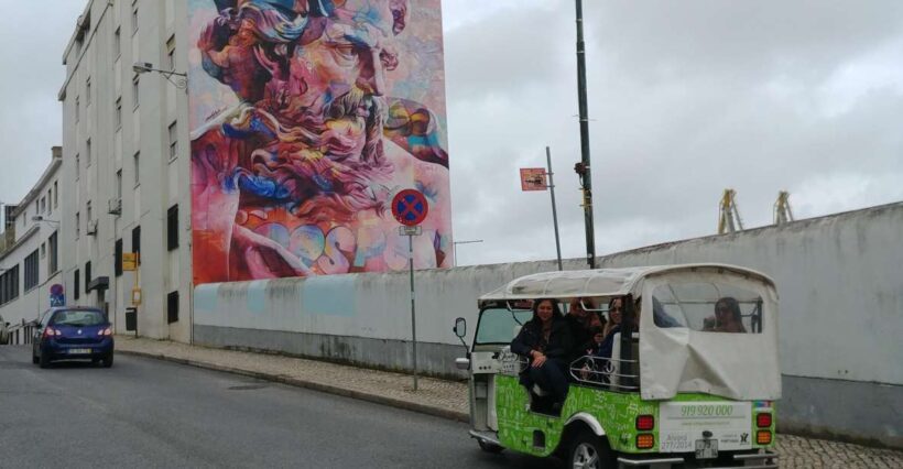 Tuk Tuk Lisbon: Street Art 2-Hour - A Closer Look at the Experience