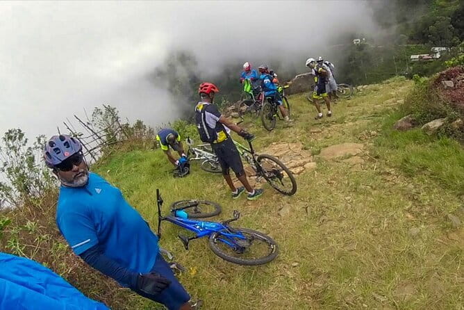 Tuk Tuk safari and Picnic in The Tea Plantation from Ella,Haputale & Bandarawela - The Scenic Picnic Lunch