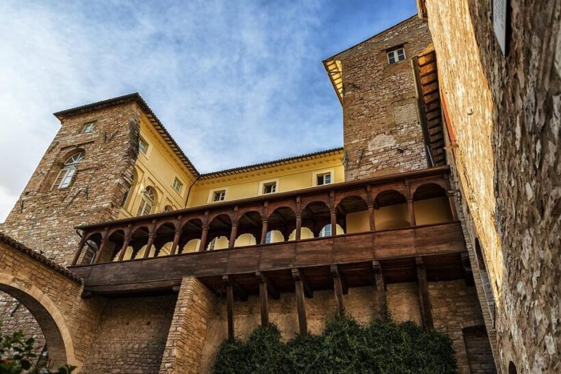 Tuk Tuk: Spello & Villa Mosaici ITALIAN DRIVER - The Authentic Value of This Experience