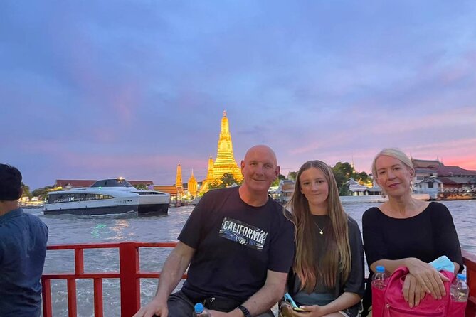 Tuk-tuk tour Bangkok by Night with Chinatown meal and hotel transfers - Who Should Consider This Tour?