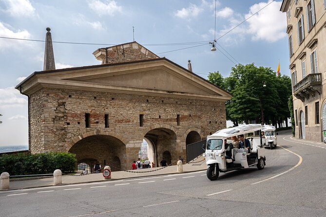 Tuk Tuk Tour in Bergamo, Città Alta and the Ancient Venetian Walls - Meeting and End Points
