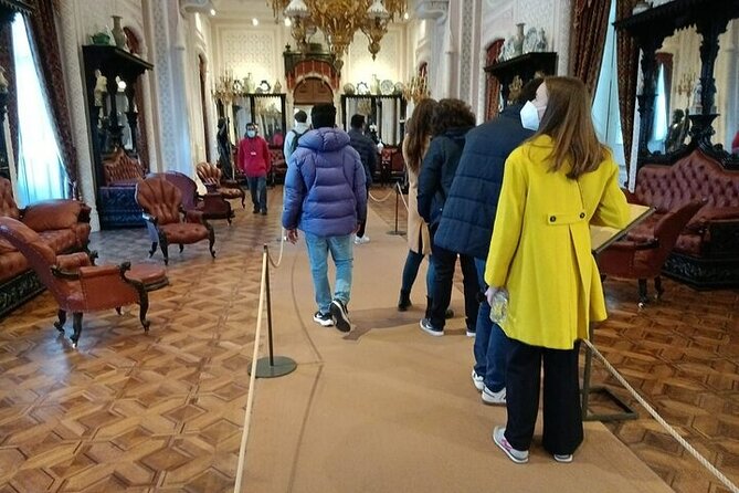 Tuk Tuk Transfer With Sintra Pena Ticket From Meeting Point - Meeting and Pickup Details