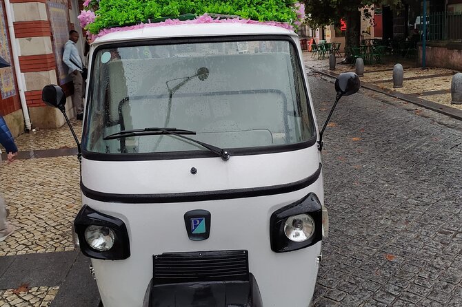 Tuk Tuk Transfer With Sintra Pena Ticket From Meeting Point - Frequently Asked Questions