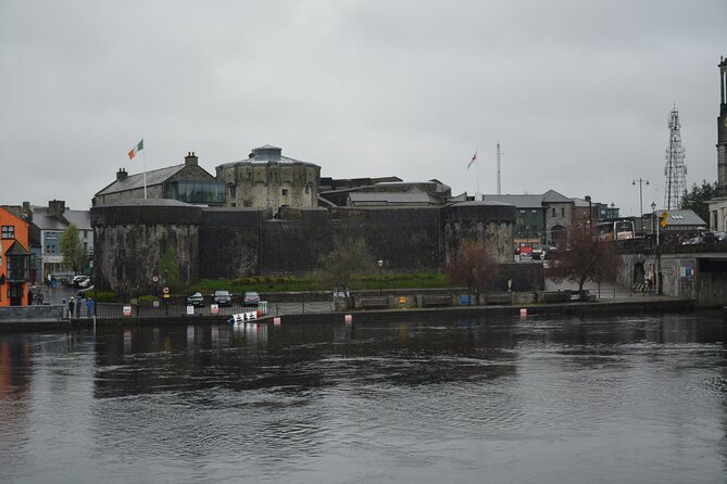 Tullamore Distillery, Athlone and Clonmacnoise from Galway - Who’s This Tour Perfect For?