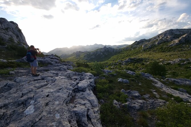 Tulove 4L, Velebit Safari, 4x4 Off-Road and Hiking - Scenic Landscapes and Natural Beauty