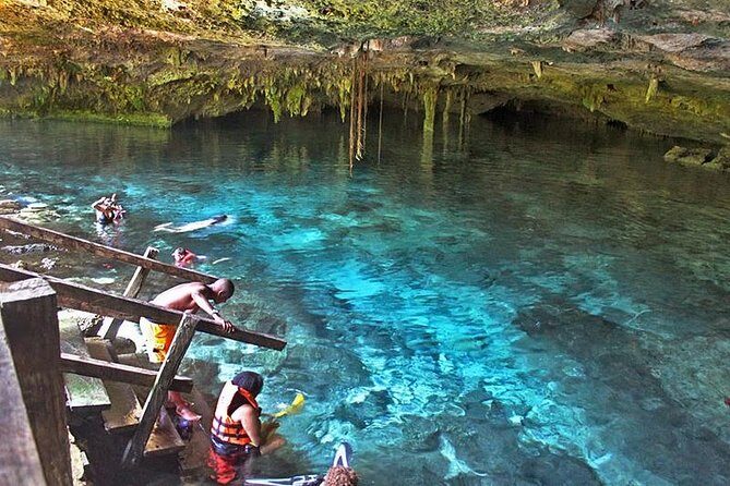 Tulum Mayan Ruins and cenote swim - Exploring the Tulum Ruins: A Peek into Maya Civilization
