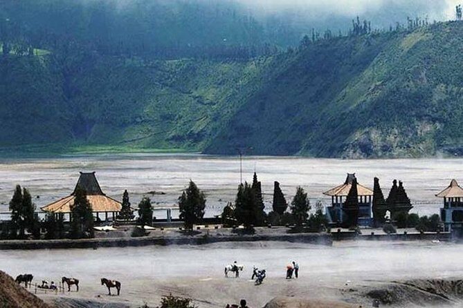 Tumpak Sewu, Bromo & Ijen - start Surabaya // 3 days 2 nights - Key Points