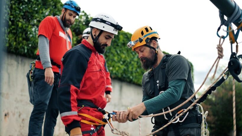 TUNNEL ABSEILING PLUS tour the underground - Key Points