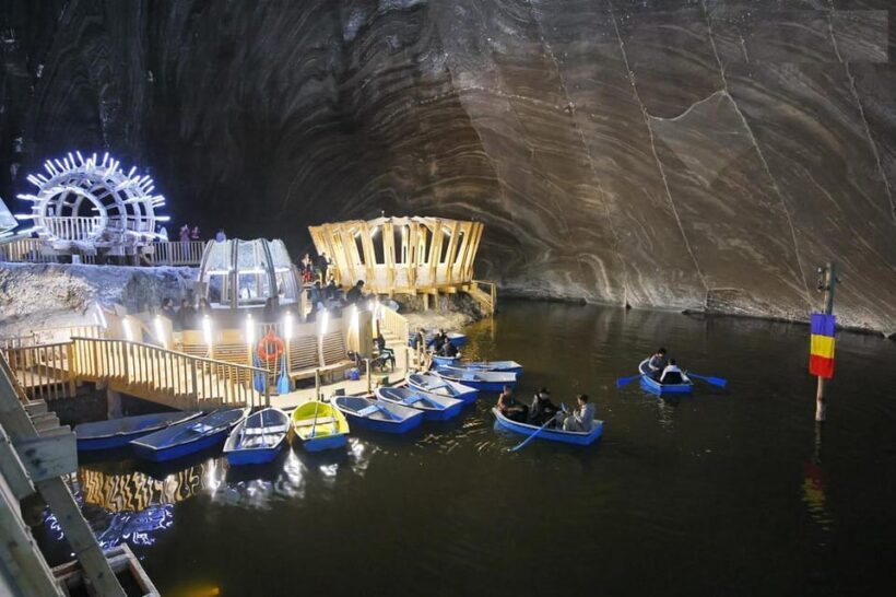 Turda Salt Mine : 1 Day auto tour from Oradea - Introduction: A Tour Worth Considering for Curious Travelers