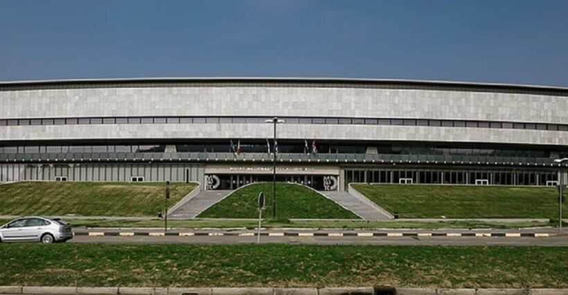 Turin: 24/48-Hour Hop-On Bus & National Automobile Museum - Exploring Turin with the Hop-On, Hop-Off Bus