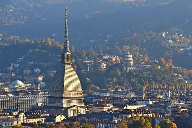 Turin Full-Day guided tour. Departure from Milan - Transportation and Group Dynamics