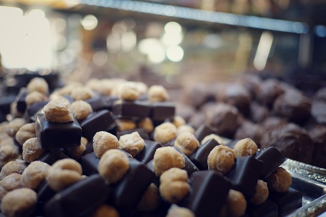 Turin Gourmet Tour: A Premium Tasting Experience by Do Eat Better - Discovering Traditional Torinese Cuisine