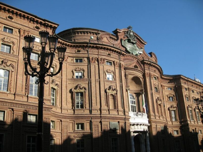 Turin: Small-Group Walking Tour of Top City Highlights - What Makes It a Good Value?