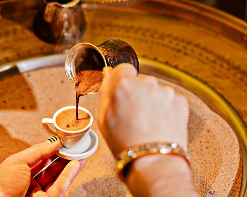 Turkish Coffee Fortune Ceremony - Group Size and Accessibility