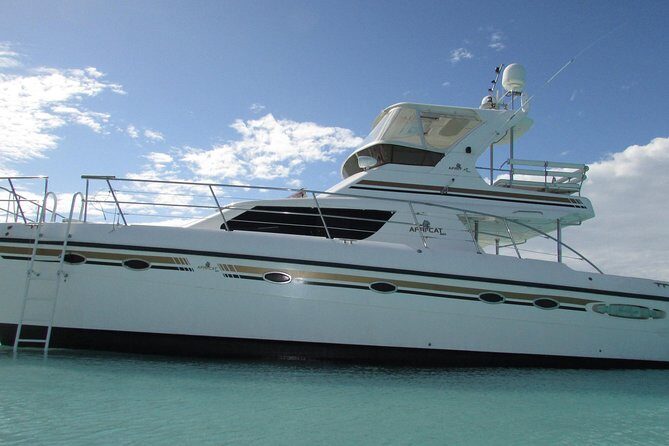 Turks and Caicos Full-Day Luxury Private Yacht Charter - Key Points