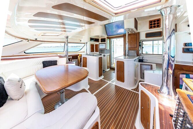 Turks and Caicos Half-Day Luxury Private Yacht Charter - FAQ