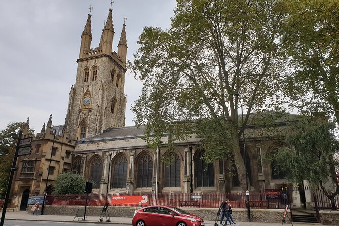 Turmoil, Templars & Oliver Twist Londons Squalor and Splendour - Exploring the Architectural Gems of Covent Garden