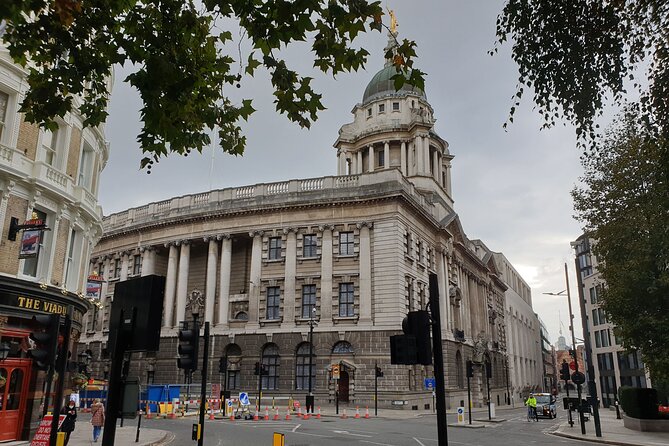 Turmoil, Templars & Oliver Twist Londons Squalor and Splendour - Discovering the Grandeur Amidst the Grime