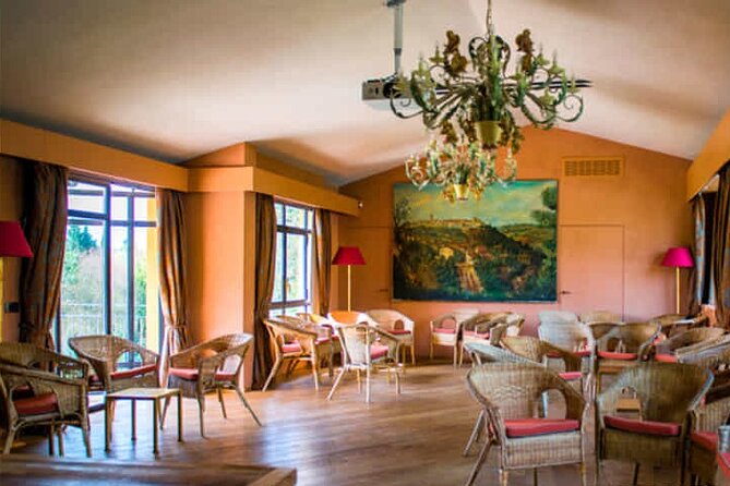 Tuscan Country Bike Tour With Wine and Olive Oil Tastings - Exploring Tuscan Countryside