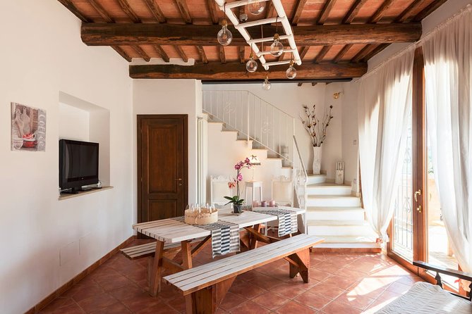 Tuscan Dinner in a Villa in an Ancient Siena Olive Grove - Introduction