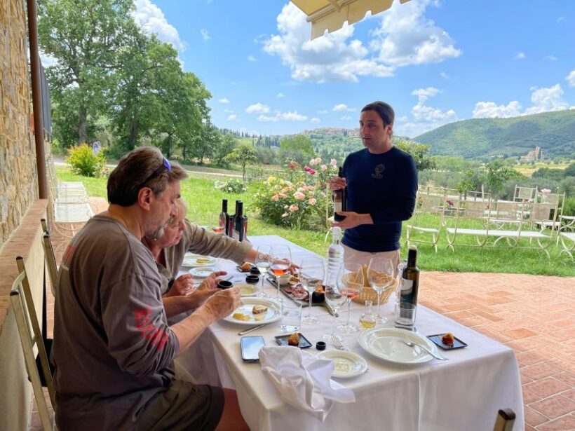 Tuscan wine tour experience with Sommelier private driver - Key Points