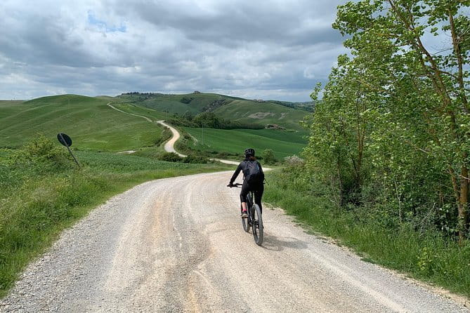 Tuscany E-Bike Tour: from Florence to Chianti with lunch and tastings - Practical Considerations and Tips