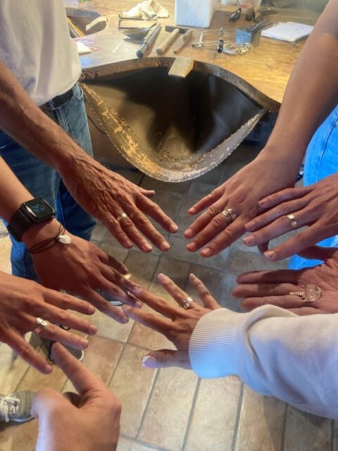 Tuscany: Highlight of a bachelorette party - An In-Depth Look at the Jewelry-Making Experience in Tuscany