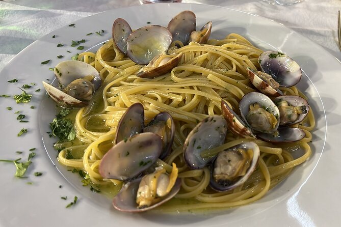 Tuscany Seaside Tour and Wineries from Livorno - Who Is This Tour Best For?